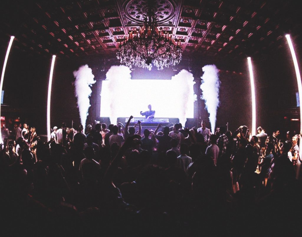 The Lizard Lounge's Iconic Chandelier Is Back! | Central Track