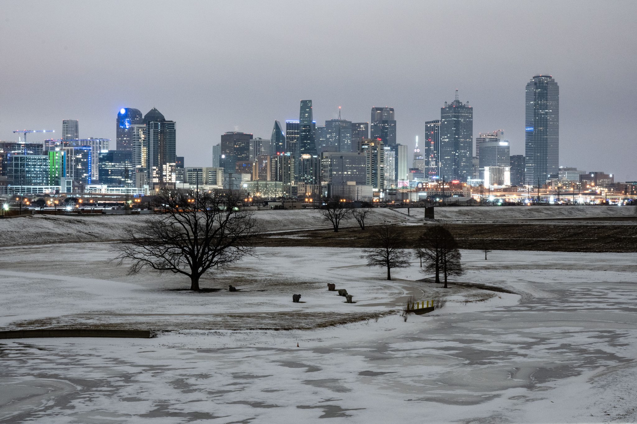 A City Under Snow, As Seen By Dallas Photographers. | Central Track